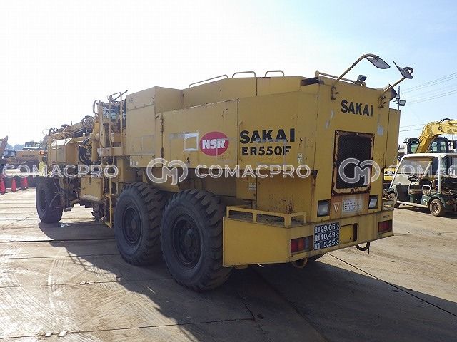 Máy cào bóc SAKAI ER550F - 2006 - CoMacPro