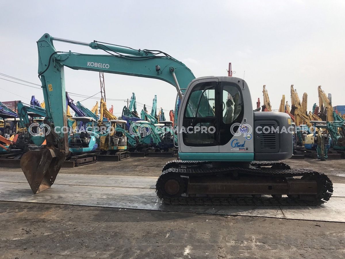 Máy xúc bánh xích KOBELCO SK135SR-1E - 2002 - CoMacPro