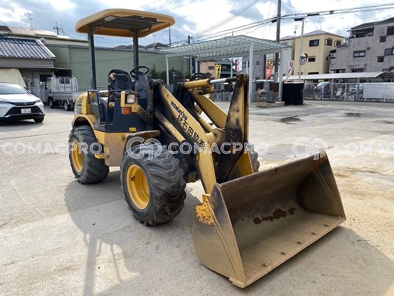 Máy xúc lật KOMATSU WA40-6 - 2011 - CoMacPro